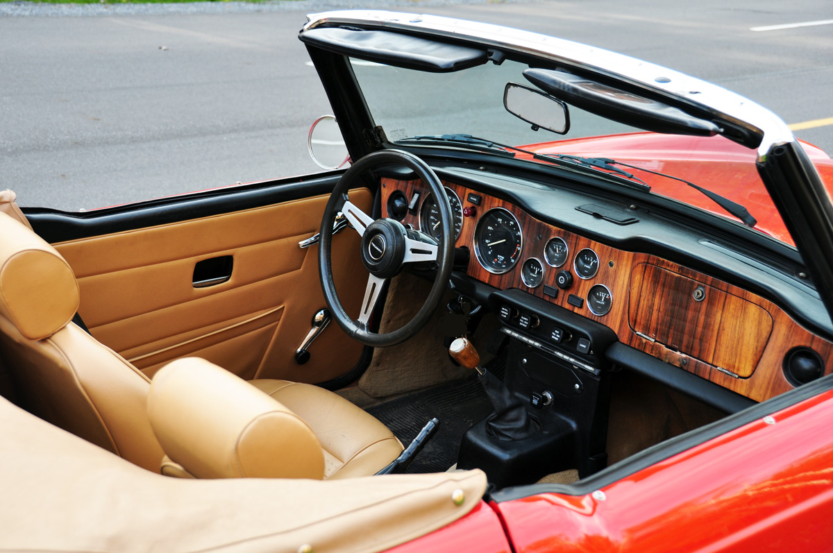 Triumph TR 6 technical specifications and fuel economy